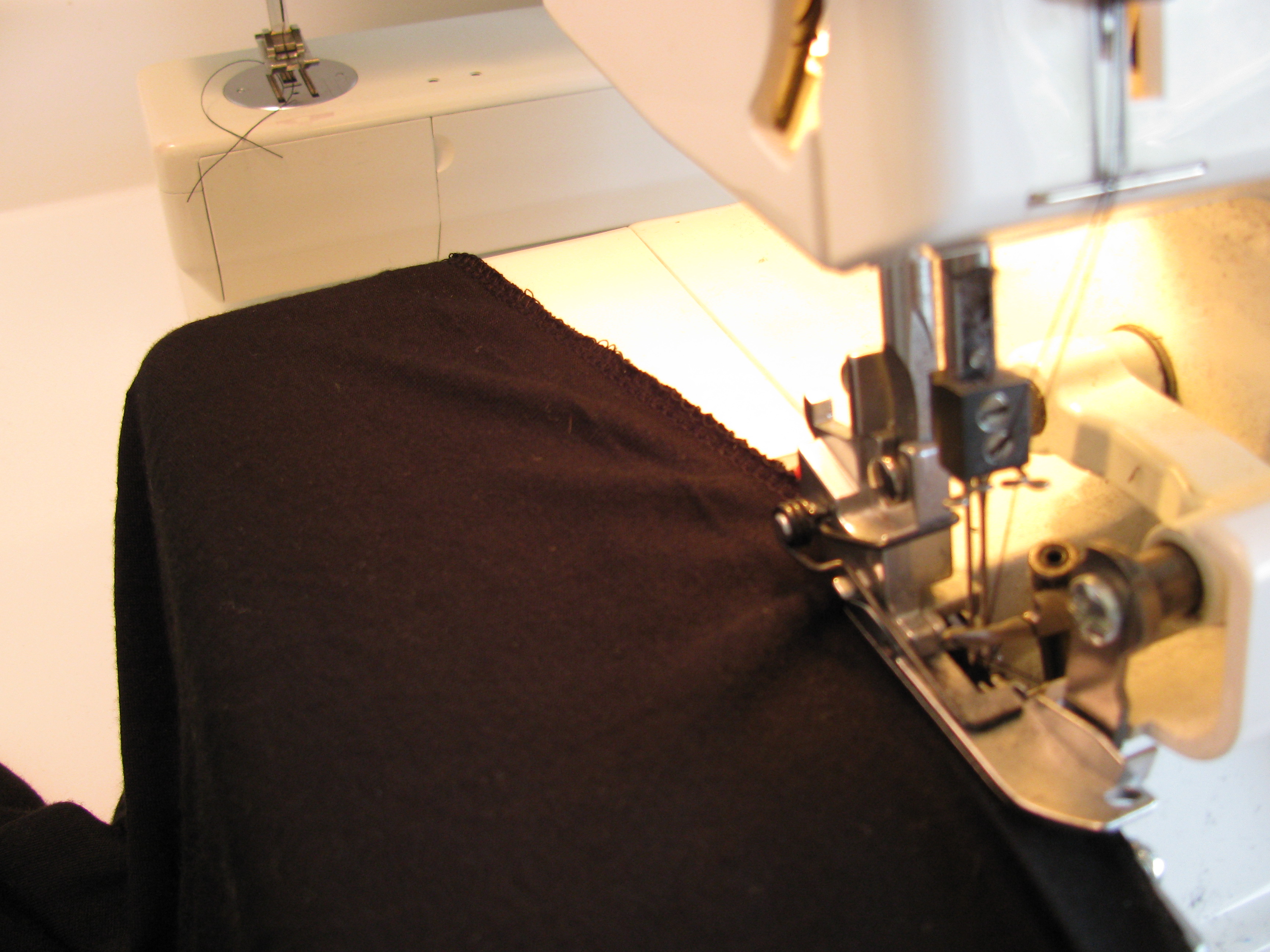 Hemming Stretch Knits – The Sewing Garden