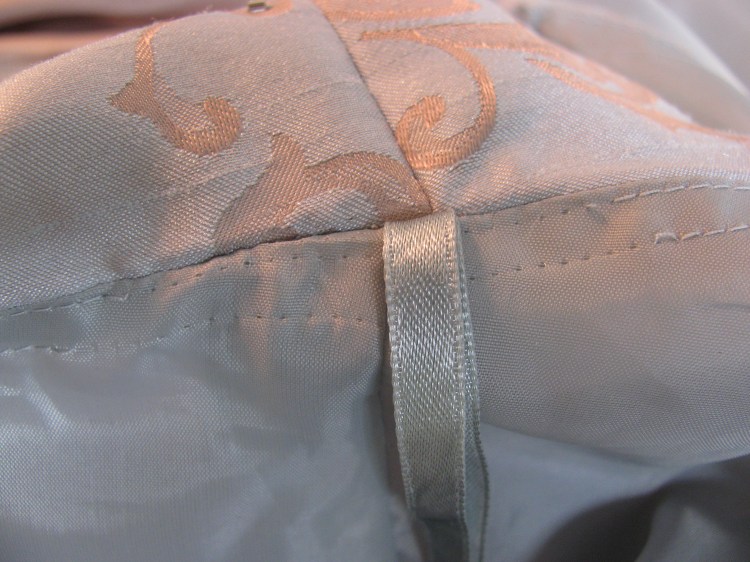 How To Take In The Bust on a Dress or Top – The Sewing Garden