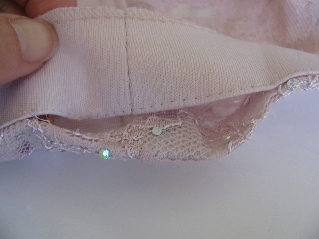 How To Take in Side Seams and Facings – The Sewing Garden