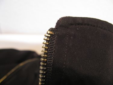 How To Replace a Zipper in a Jacket or Coat – The Sewing Garden