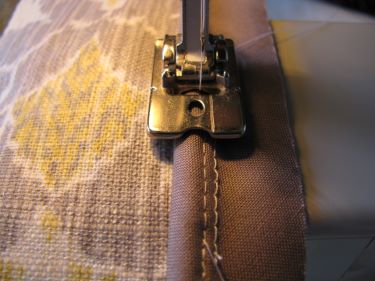 How To Make Piping! – The Sewing Garden
